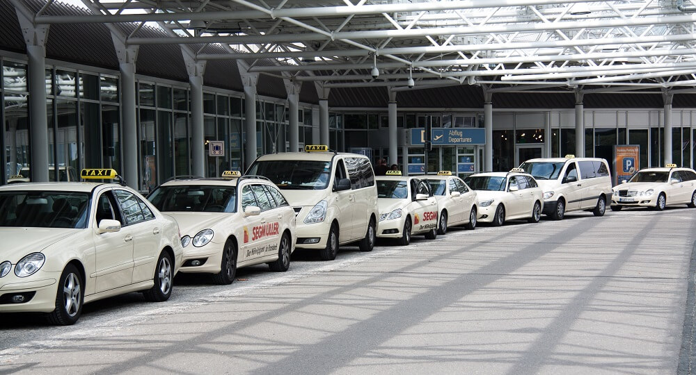 Taxi Von Essen Nach Dusseldorf Flughafen