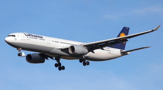 A330 300 Lufthansa Sitzplan - Flightradars24.de